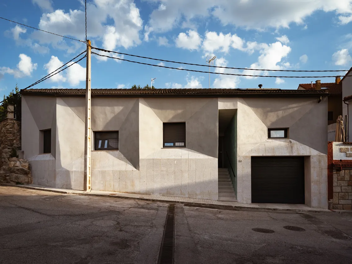 CASA BUS | Vivienda en la Sierra de Madrid | OOIIO | Estudio de ...